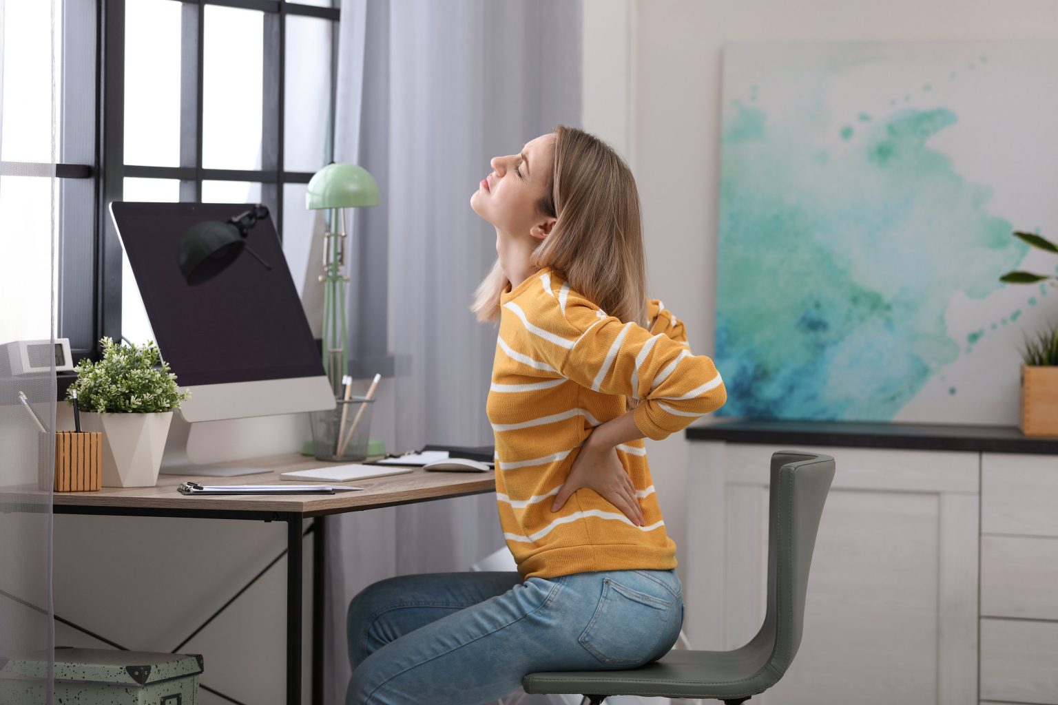 Why Is Sitting So Hard On Your Spine? - Dr. Stefano Sinicropi, M.D.